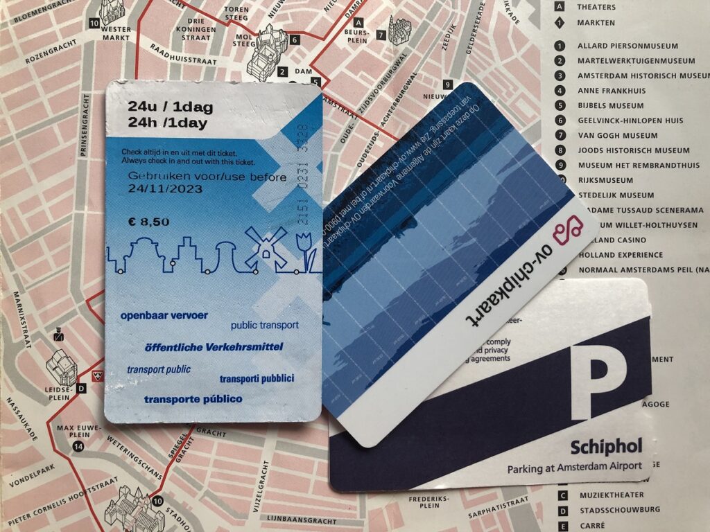 How to pay for public transport in Amsterdam? (in 2026)