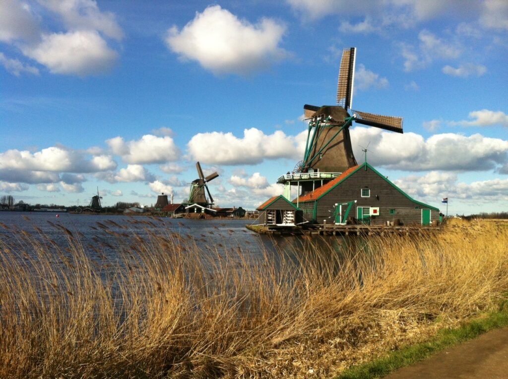 The Zaanse Schans from Amsterdam: how to get there in 2026