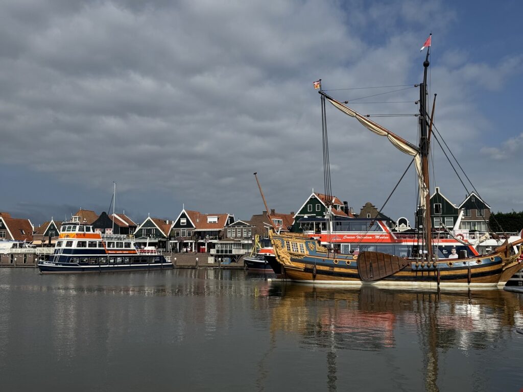 How to get from Amsterdam to Volendam: day trip guide 2026